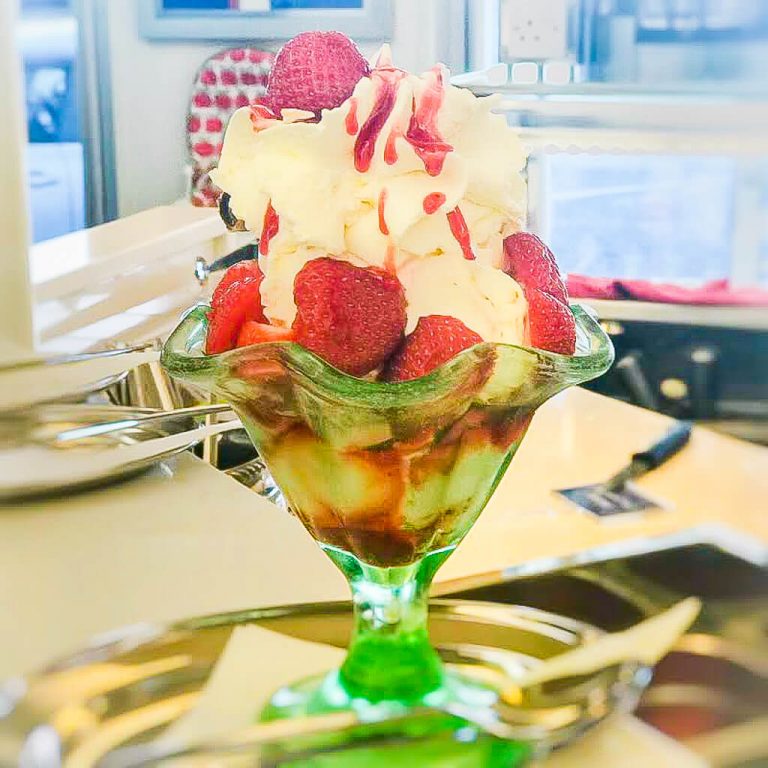 22 Gourmet Ice Cream Shops That You Must Try