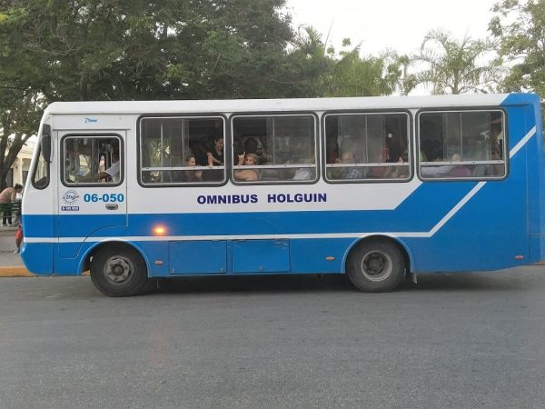 CUBAN TRANSPORTATION: HOW TO GET AROUND IN CUBA